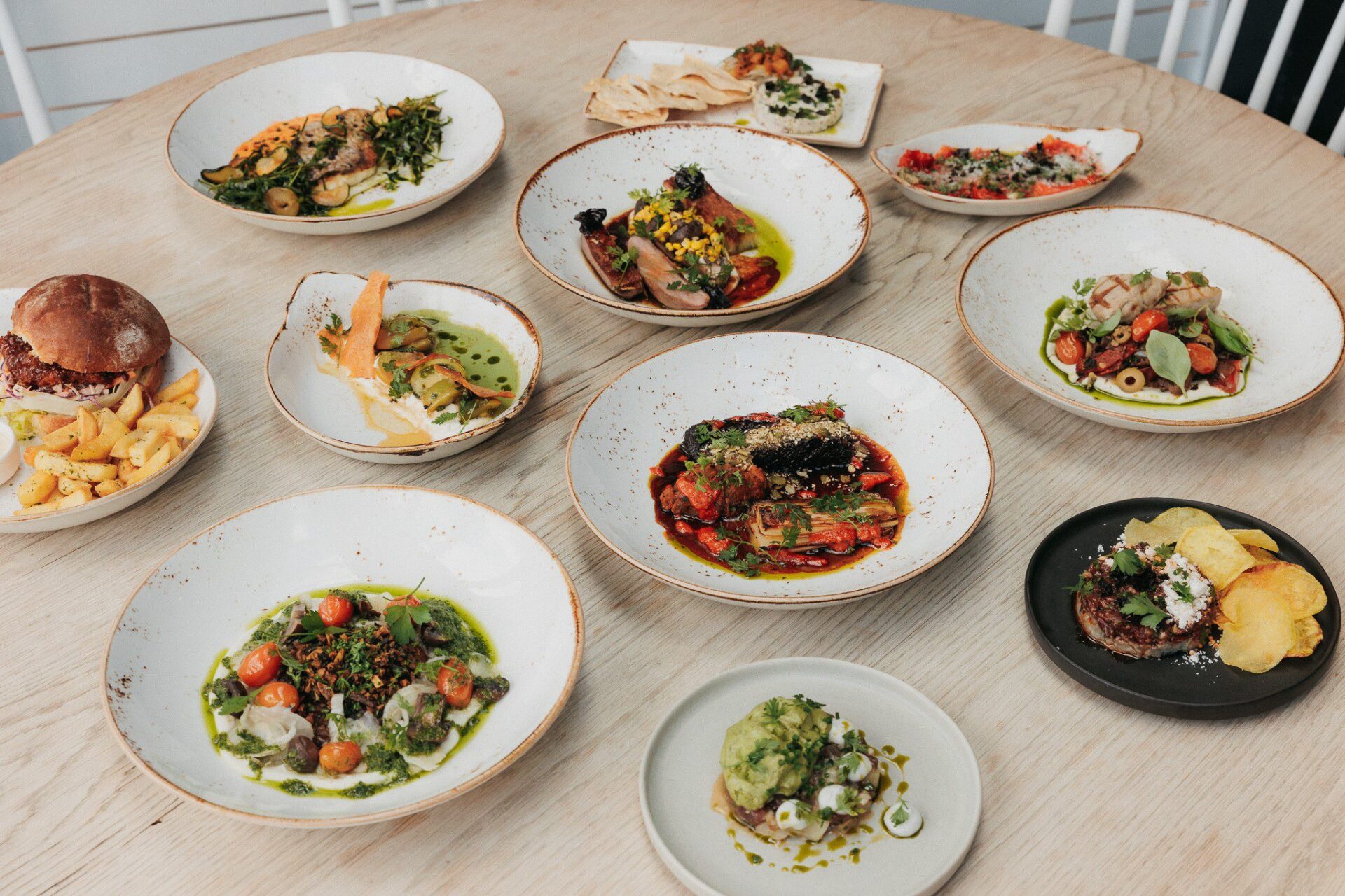 Talking sunshine & seaside dining with Andy at Regatta - I Love Takapuna